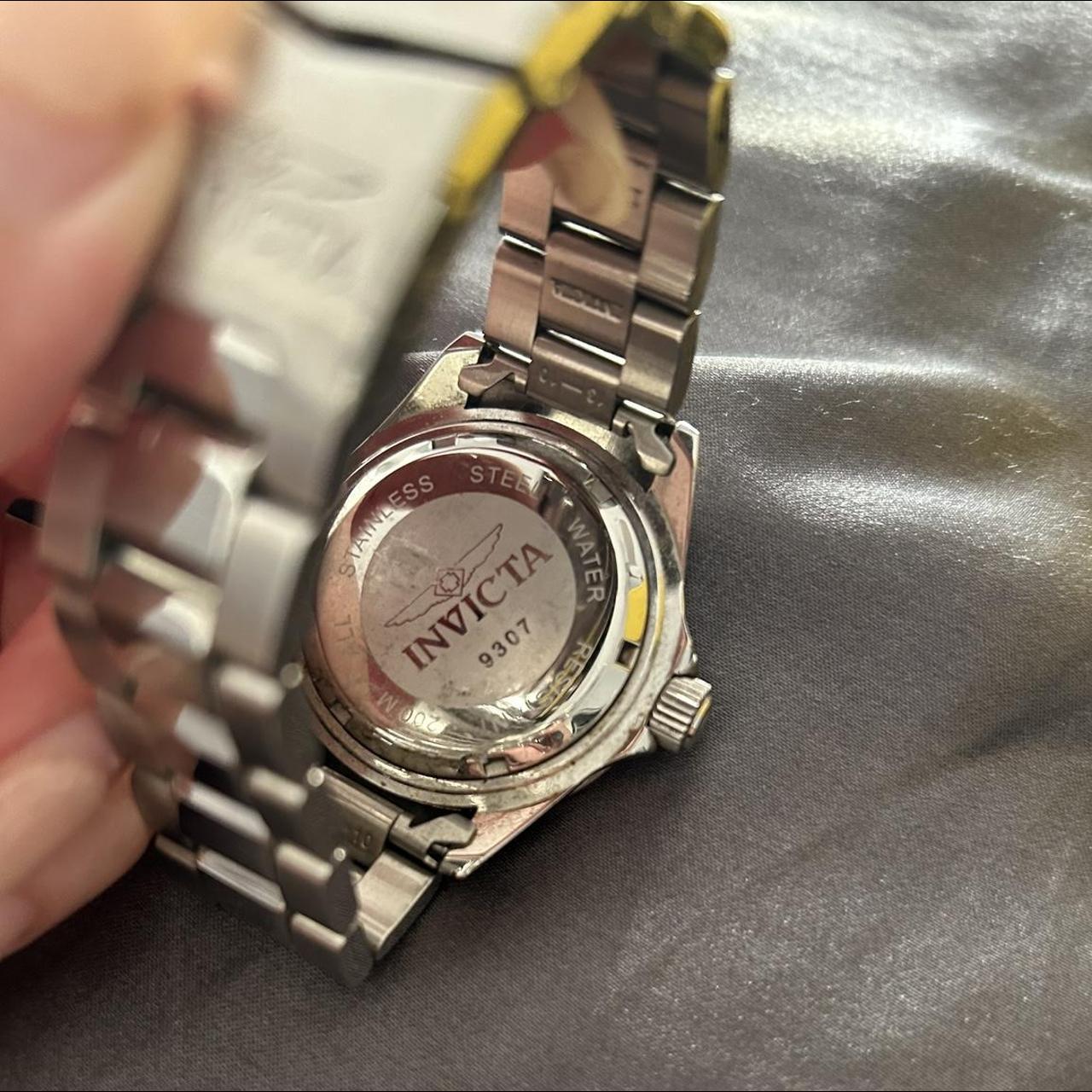 Invicta Men's Silver and Black Watch | Depop