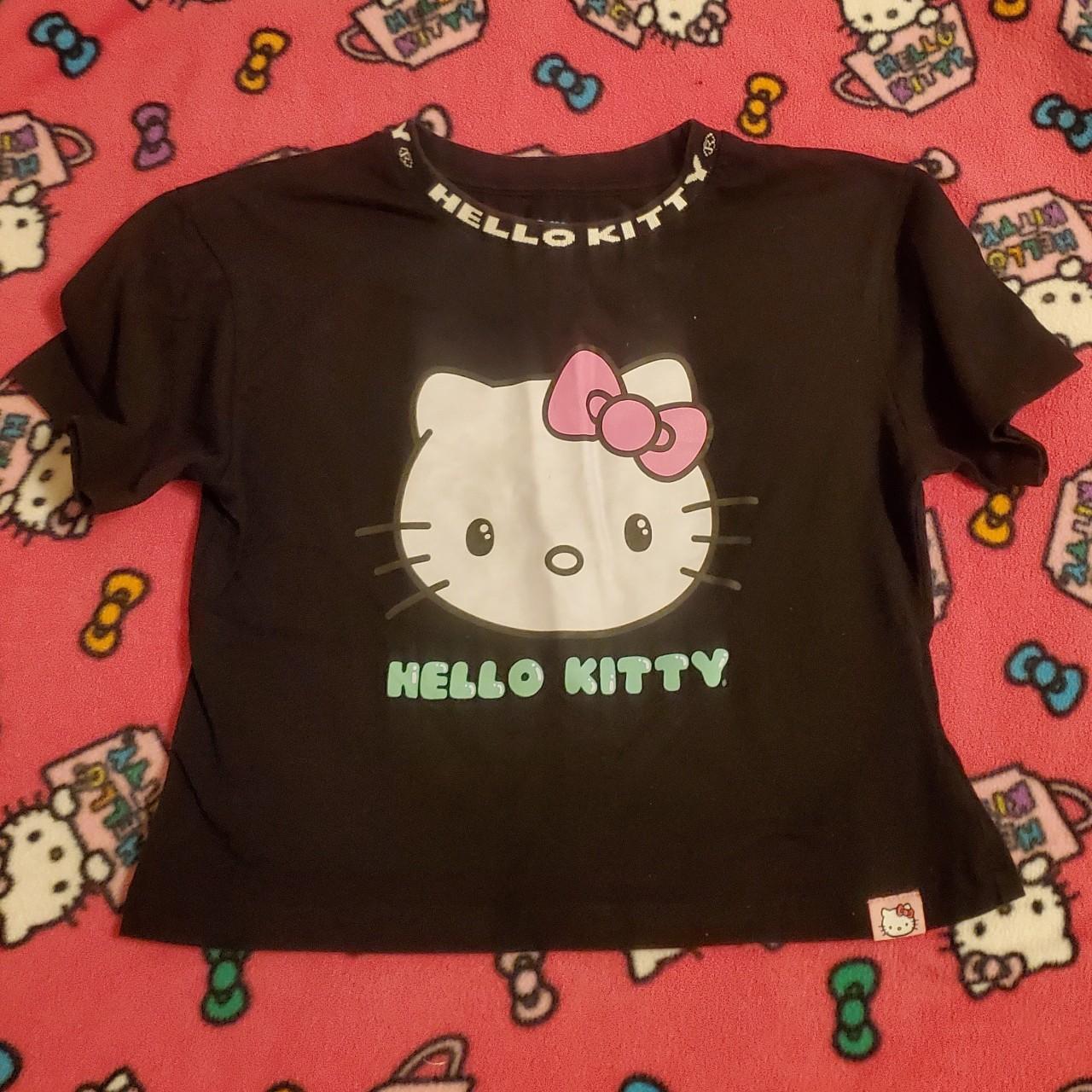 Hello Kitty Women's Black and White Crop-top | Depop