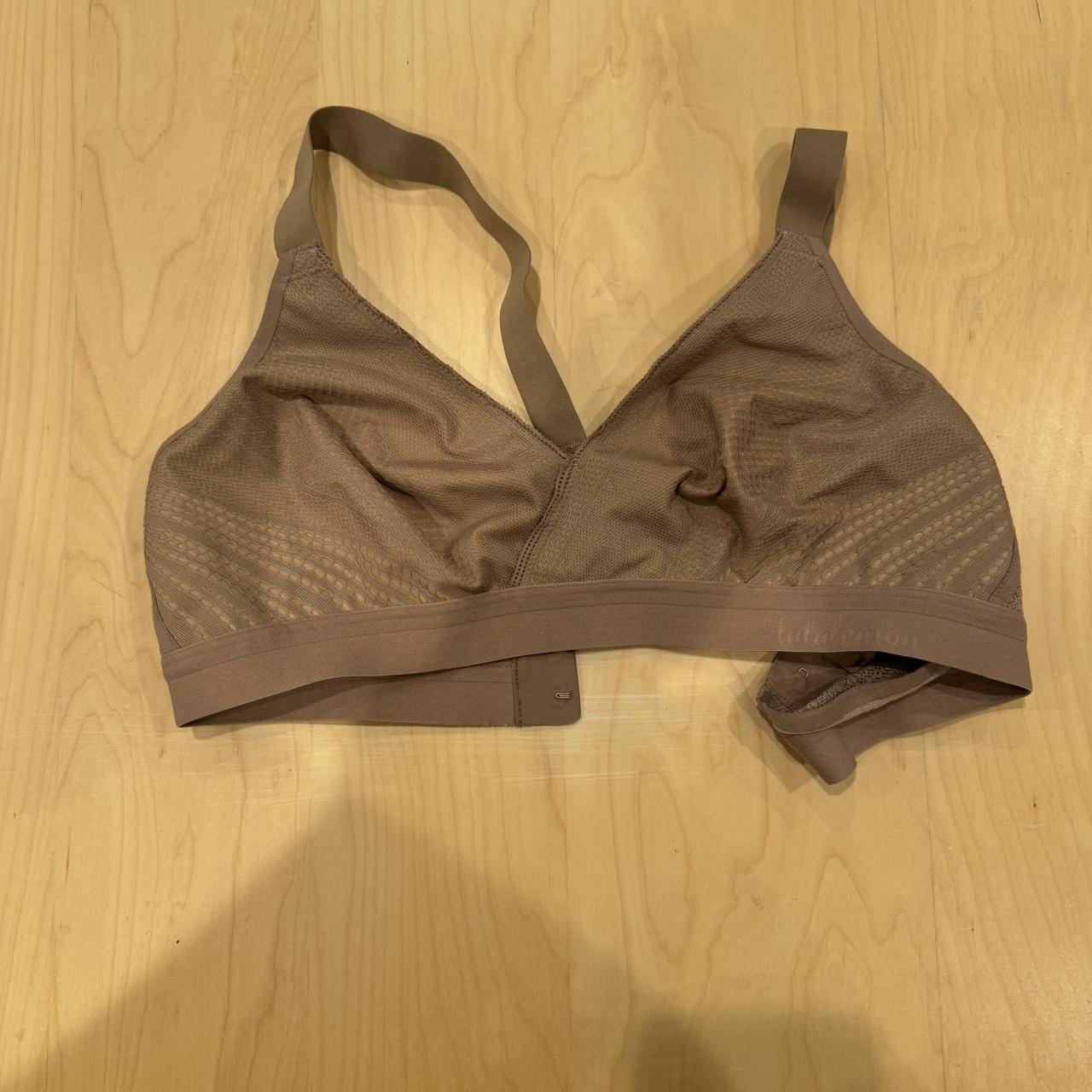 Lululemon Beige Sports Bra Size 36C - Depop