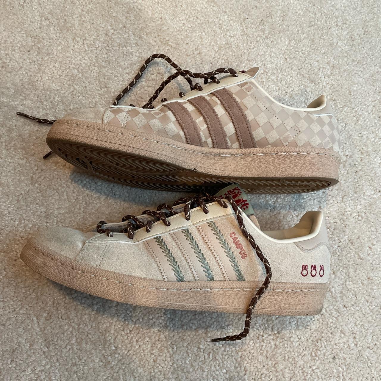 Adidas Women's Cream Trainers | Depop