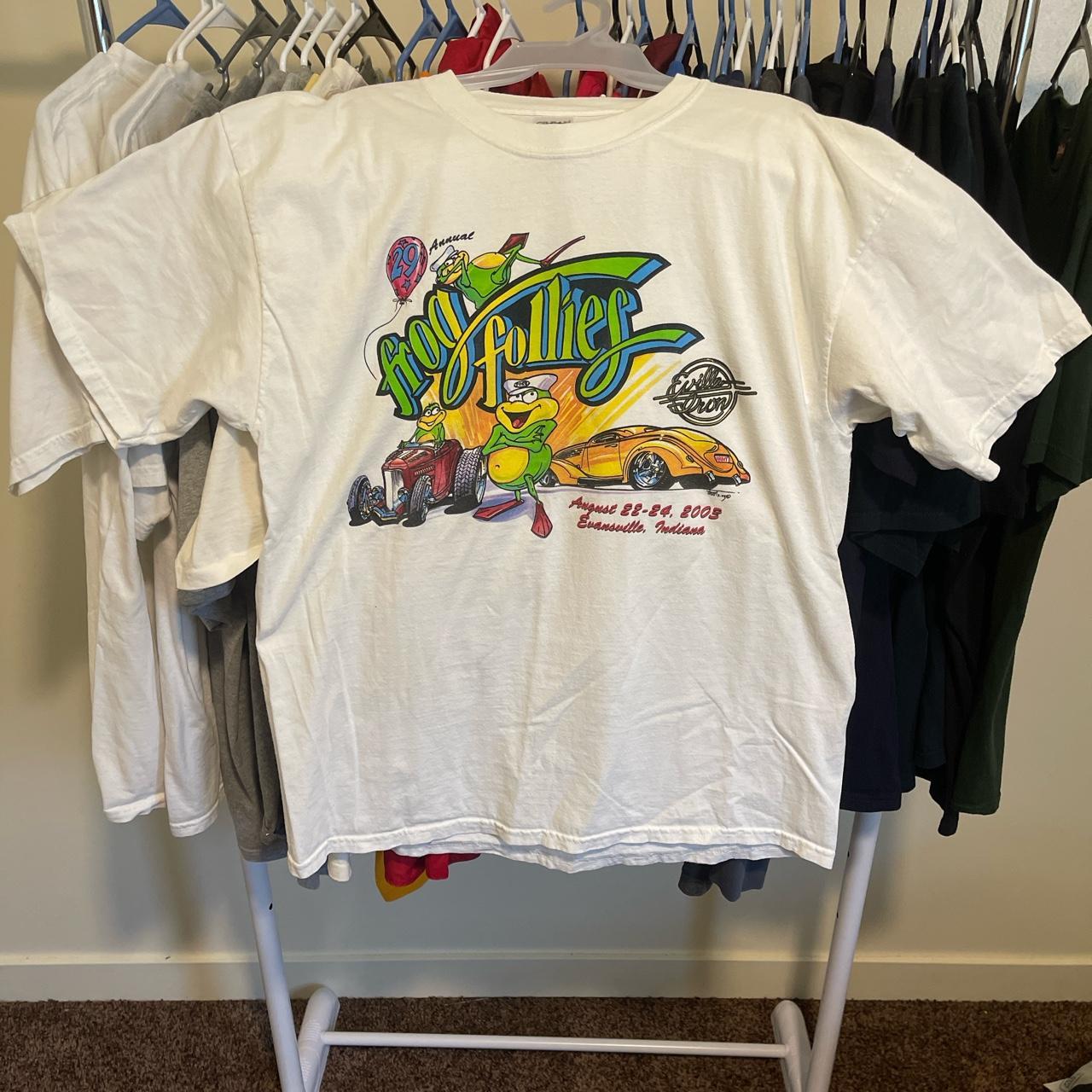 VINTAGE 2000s graphic t-shirt #vintage #graphic... - Depop