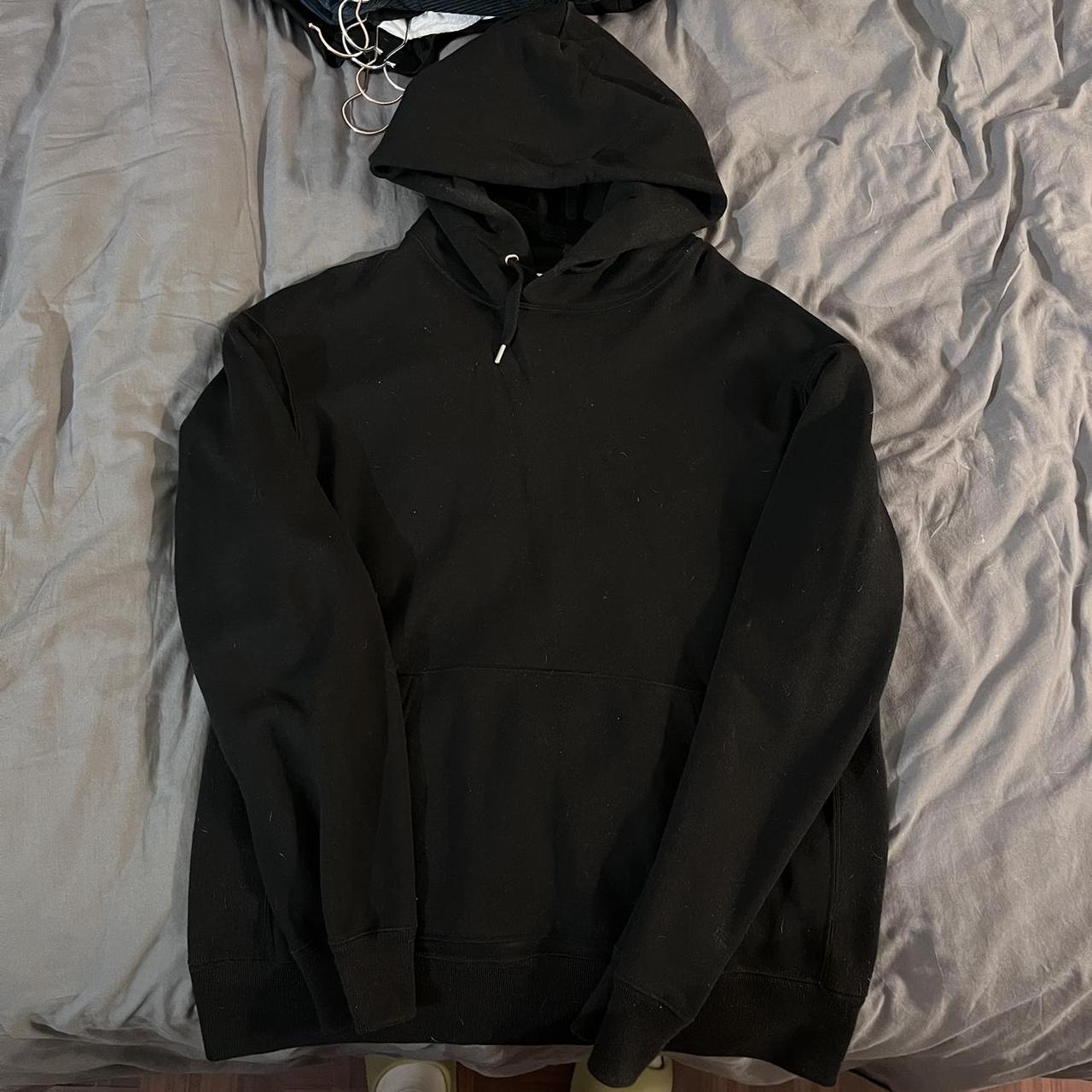 Uniqlo blank hoodie - Depop