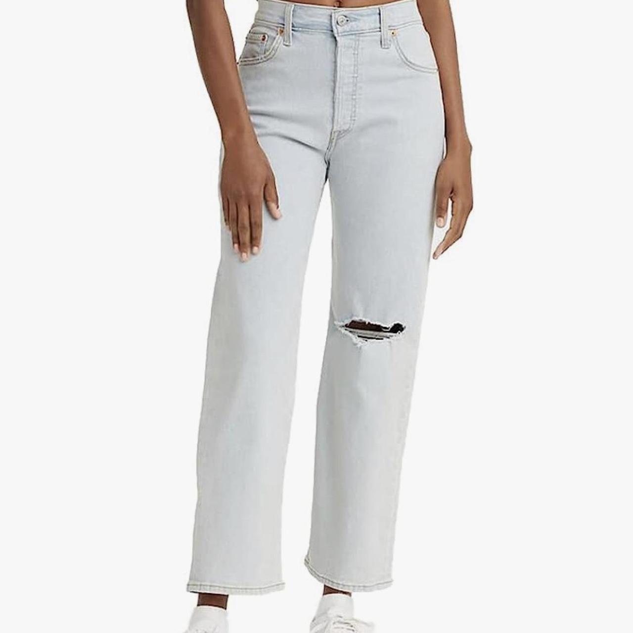 Light denim jeans the fit is so good!! The perfect... - Depop