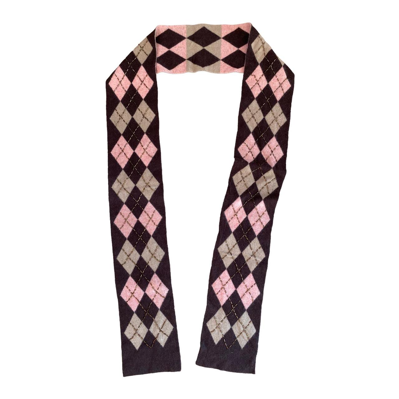 A super cute vintage preppy style wool argyle scarf... - Depop