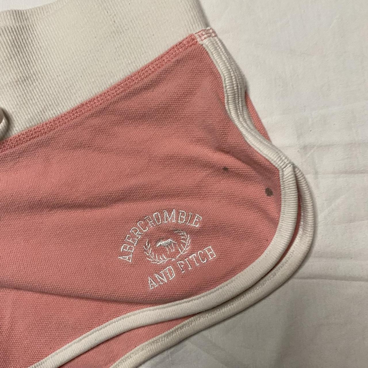 y2k abercrombie & fitch booty shorts size... - Depop