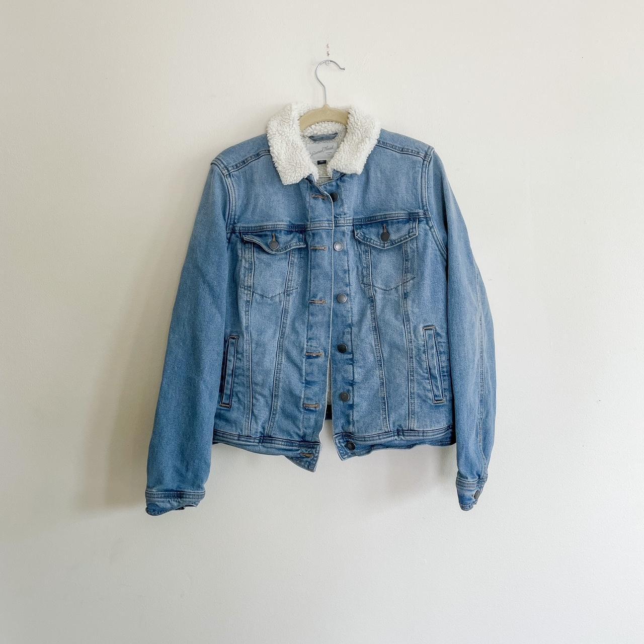 Universal threads Sherpa lined #denim trucker... - Depop