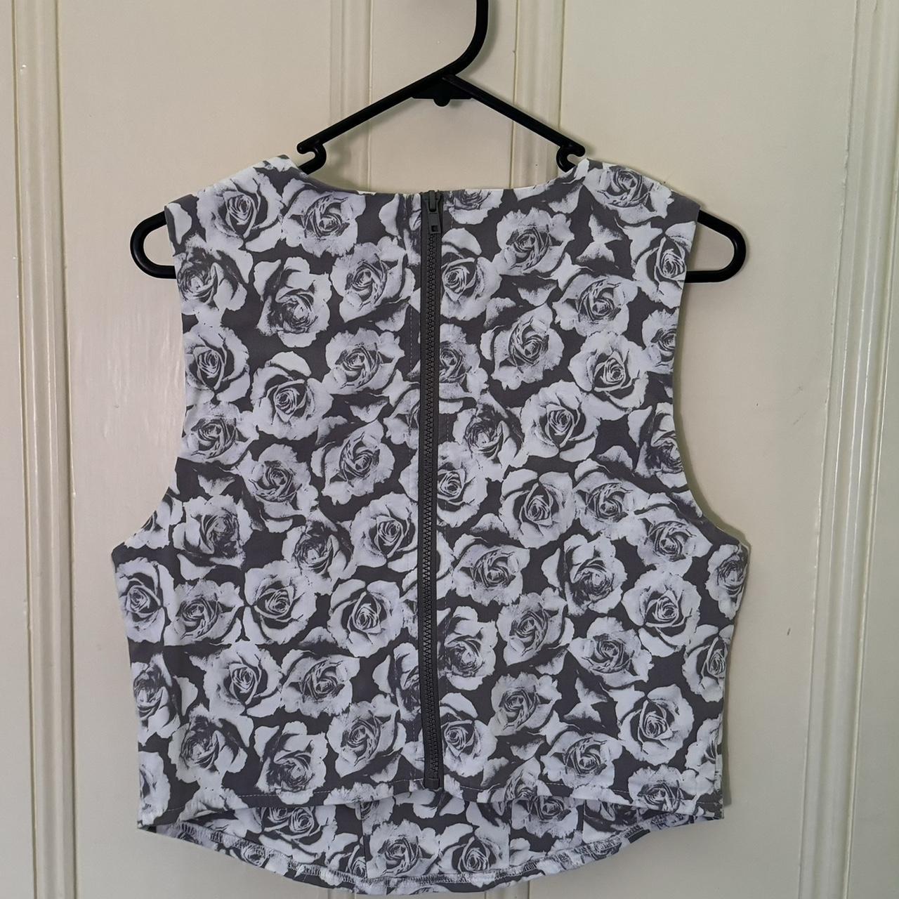 supre grey floral corset top with zip back size:... - Depop