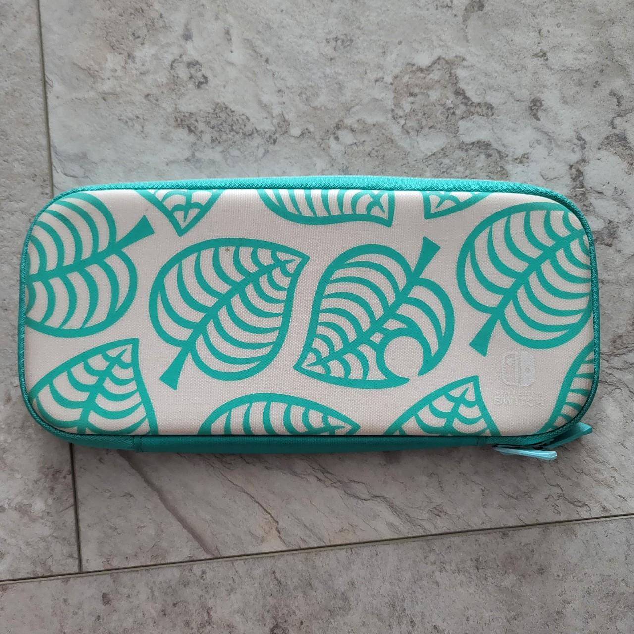 Nintendo White and Green Laptop-cases-bag | Depop