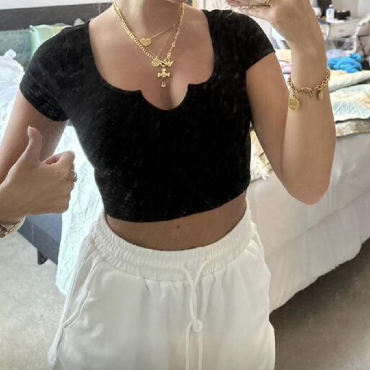 Black notch crop top No flaws Size: xs - Depop