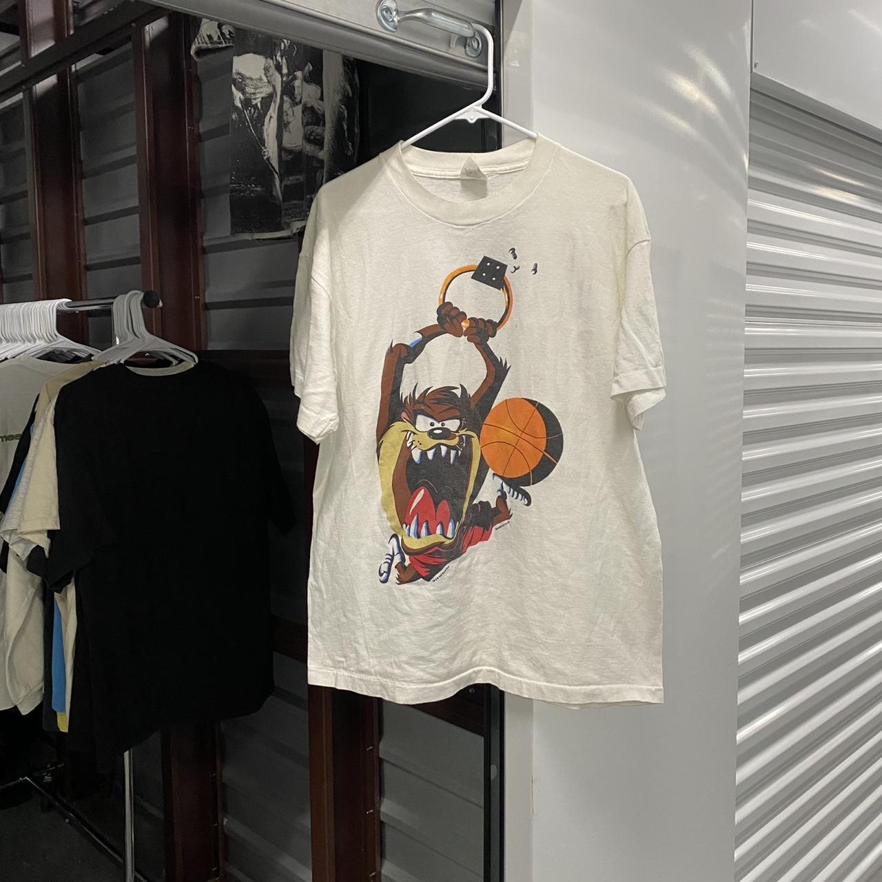 1994 Looney Tunes Taz Slam Dunk Shirt Size: XL See... - Depop
