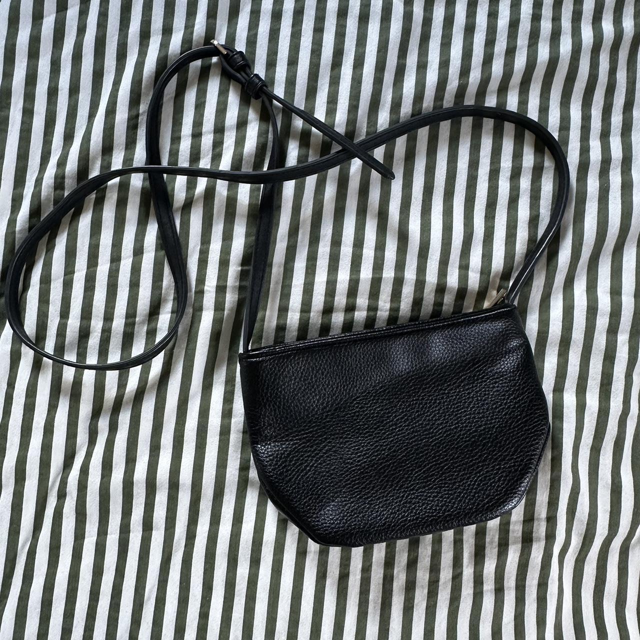 Small black purse Long straps Super cute and can be... - Depop