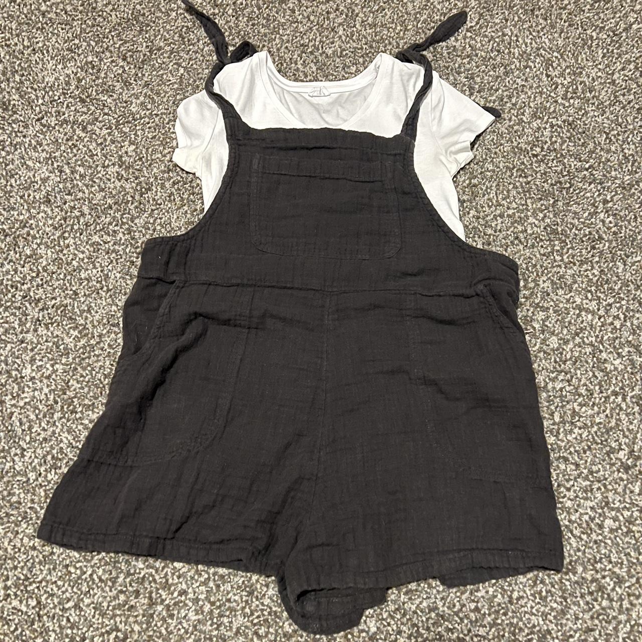 Aerie Grey Overalls Only worn once! Super cute!! Fit... - Depop