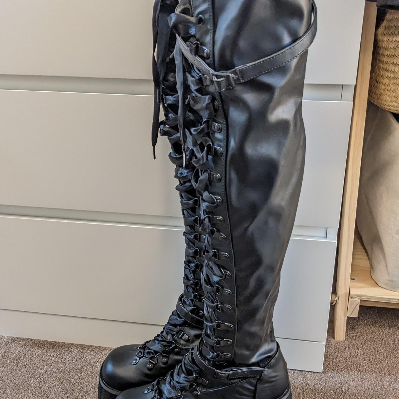 Demonia Kera 303 boots, only worn once... - Depop