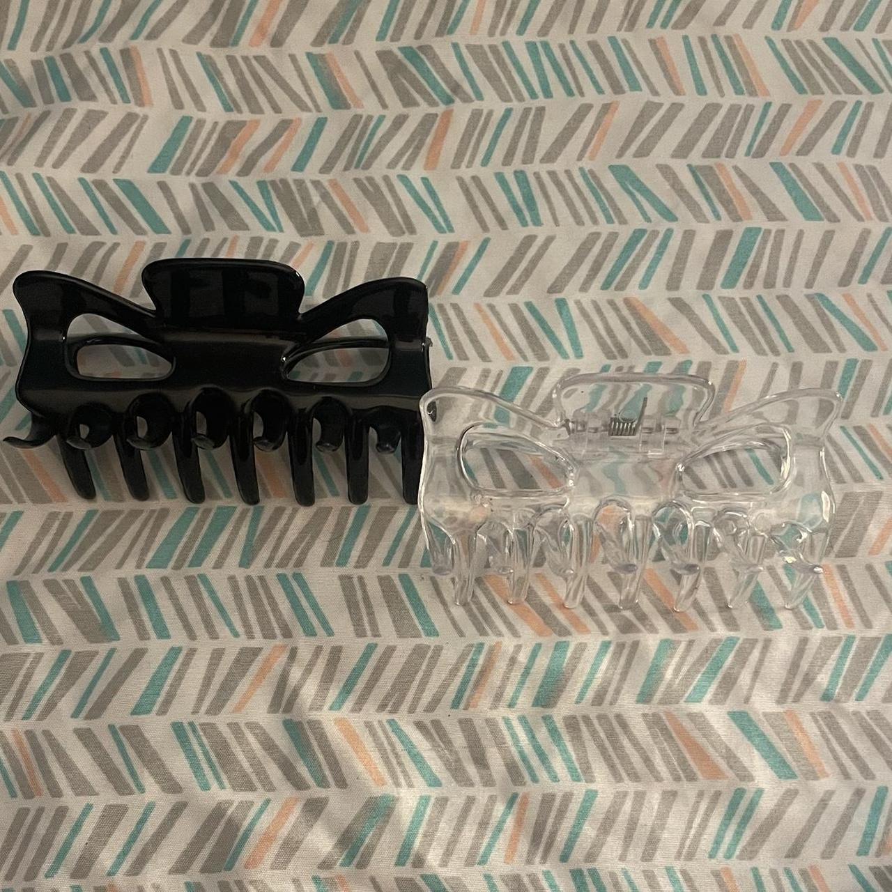 Little Claw Clips Walmart Black and Clear - Depop