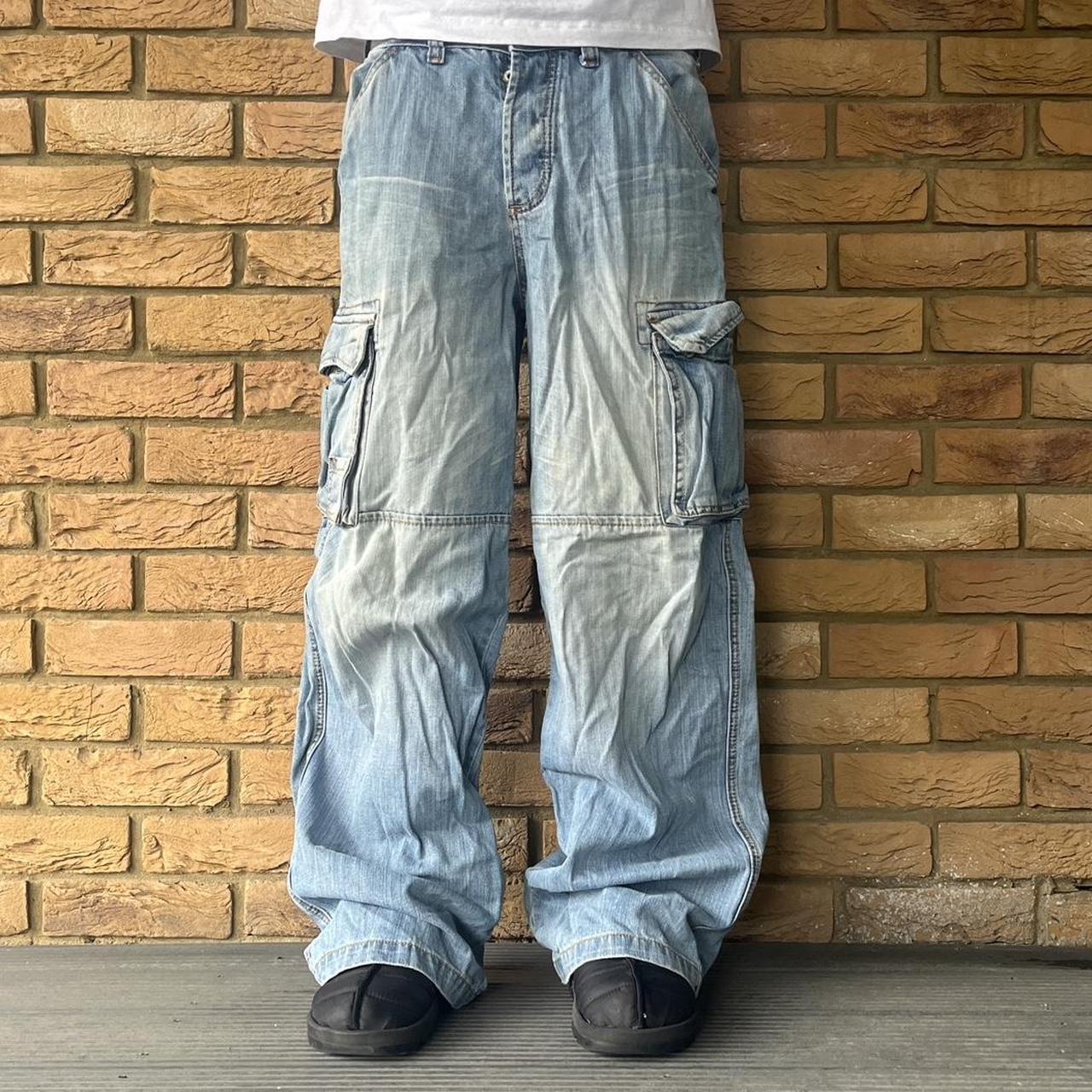 Baggy Vintage Jeans Cargo 2000s Skater Pants W32... - Depop