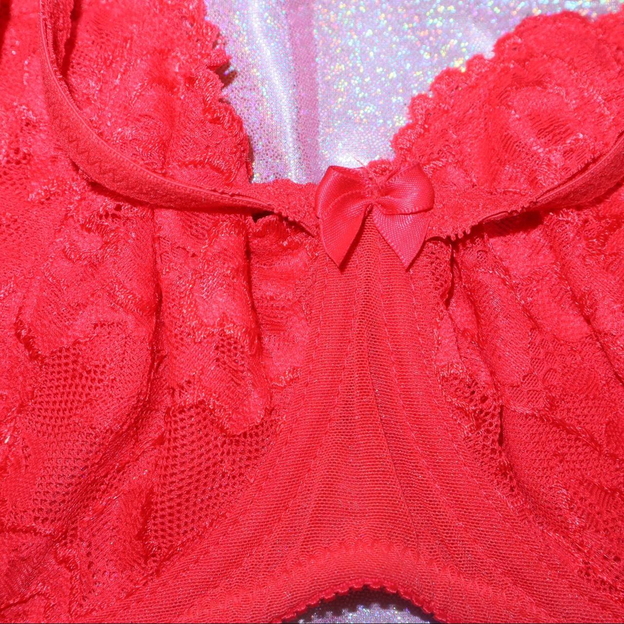 Women's Red Bra | Depop