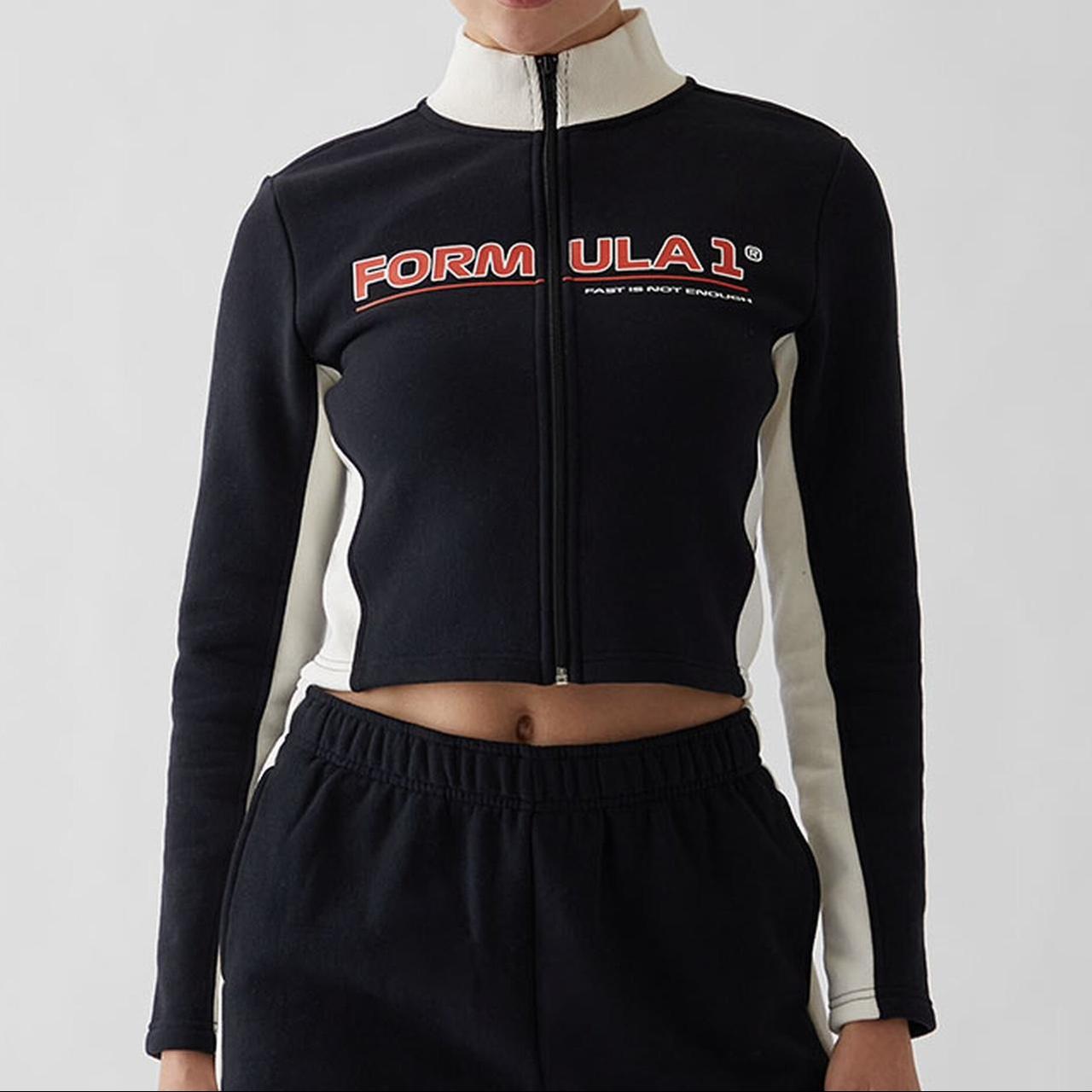 PacSun Women's Navy and White Crop-top | Depop