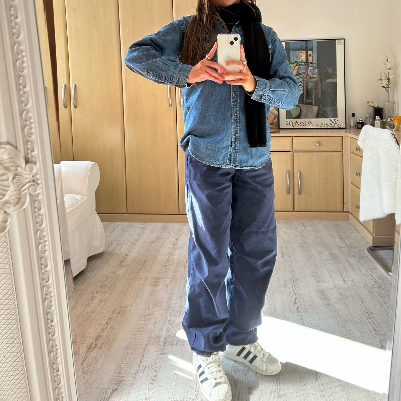 Super cute y2k Nike trackies Really nice baggy... - Depop