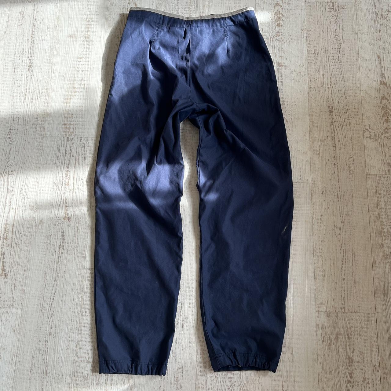 Super cute y2k Nike trackies Really nice baggy... - Depop