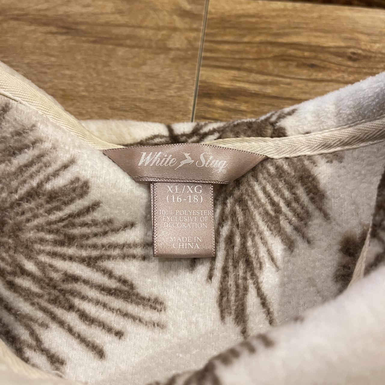 White Stag Fleece Jacket Size XL #coat #jacket #soft - Depop