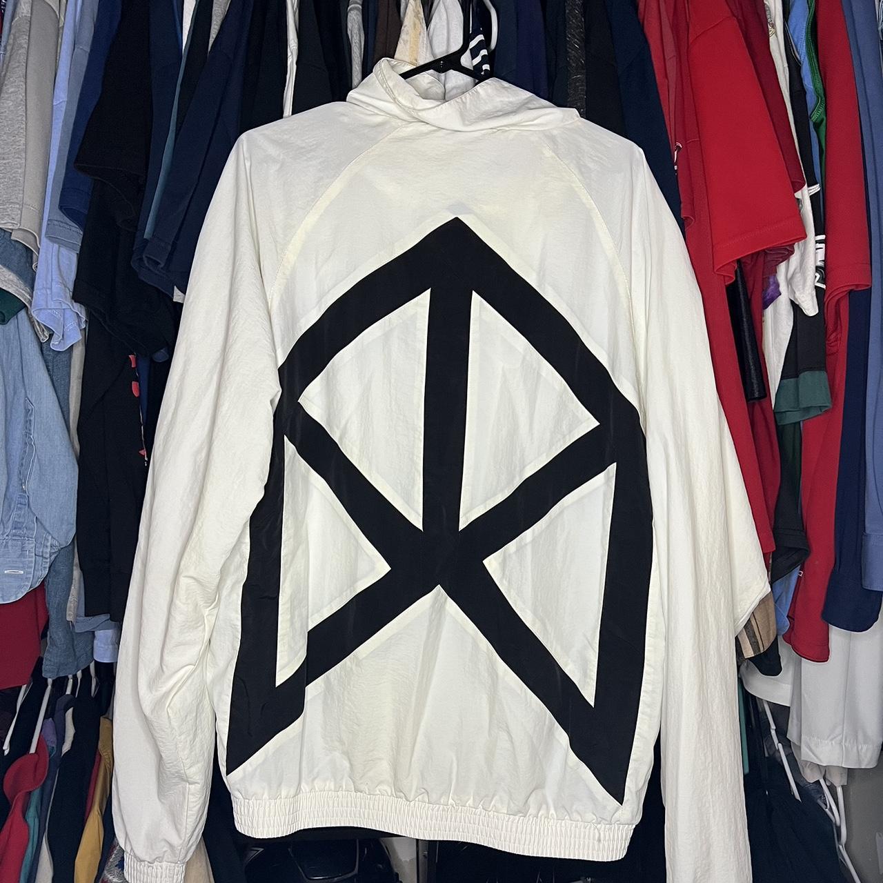 Size large rawgear windbreaker - Depop