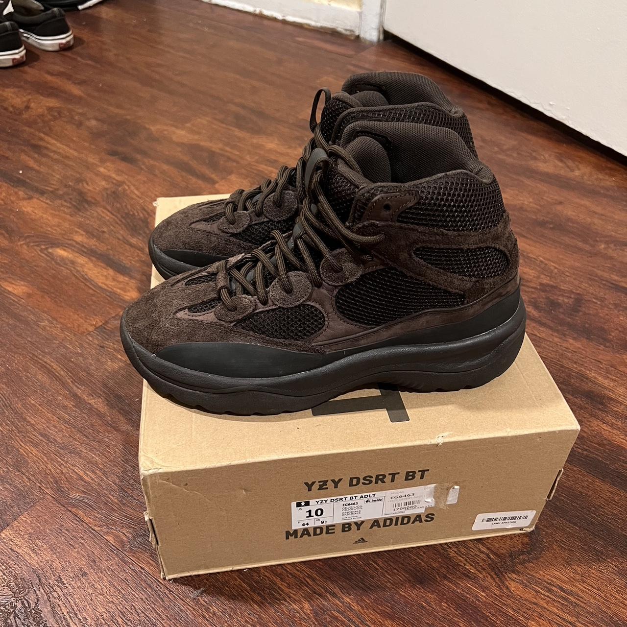 Yeezy desert boot oil Size 10 Worn 2-3 times... - Depop