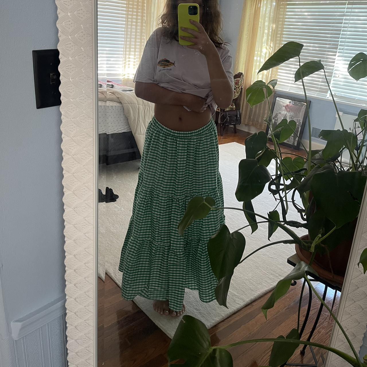 Princess Polly green maxi skirt worn once !! Us 6... - Depop