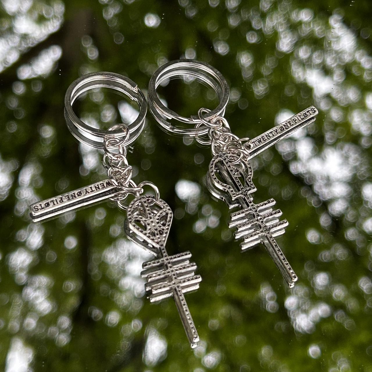 Twenty one pilots keychains / Josh Dun + Tyler Joseph - Depop