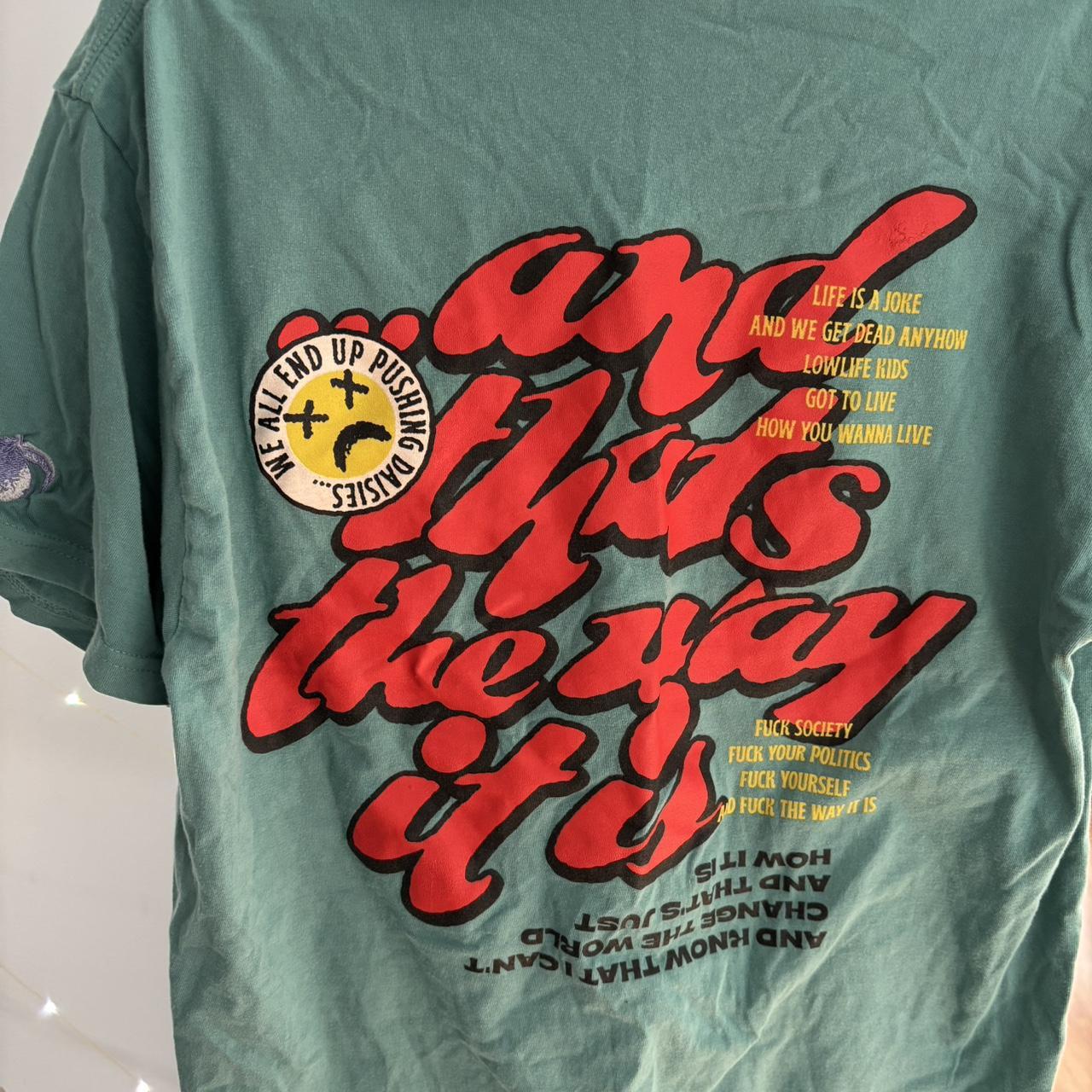 Neck Deep T Shirt Size Large - Depop