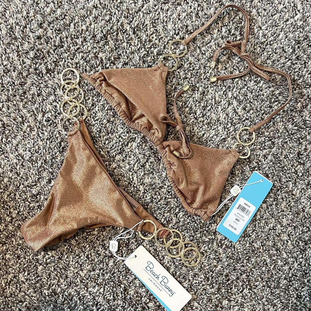 Beach Bunny Women's Bikinis-and-tankini-sets | Depop