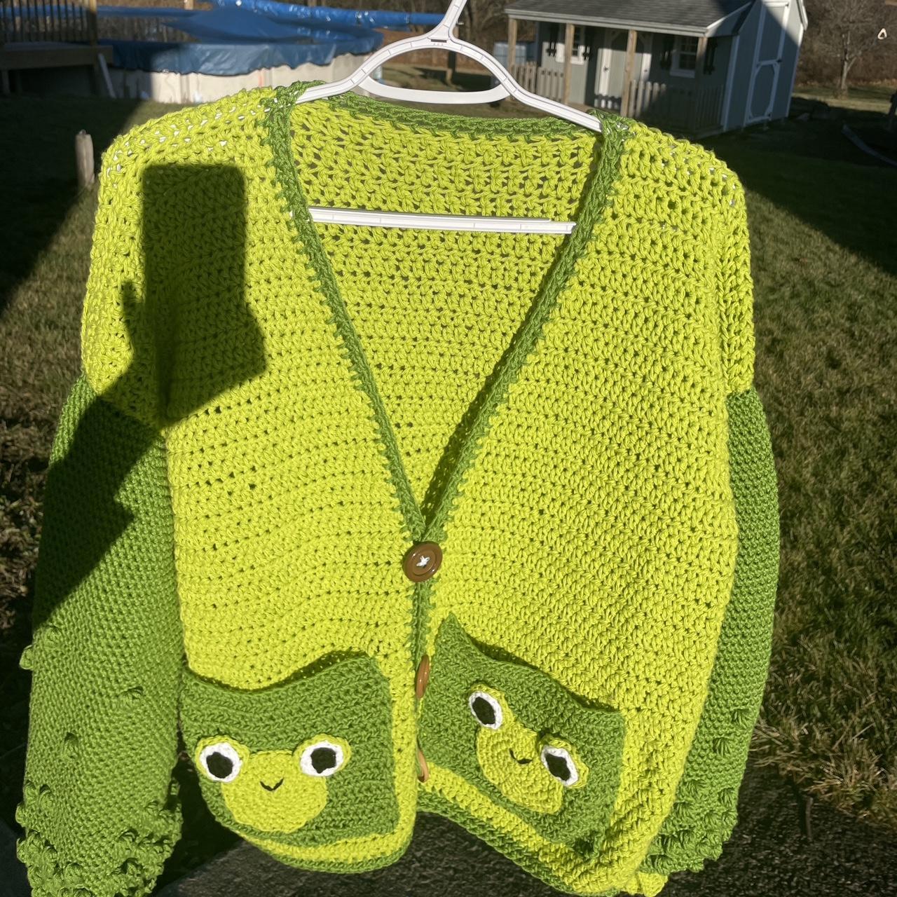 Froggy frog cardigan! Bobble stitches in the... - Depop
