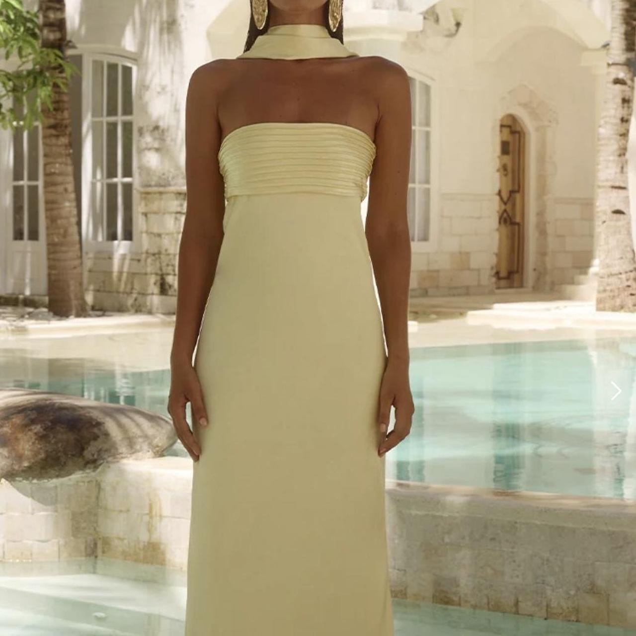 Runaway the Label Elsa maxi dress, comes with scarf... - Depop