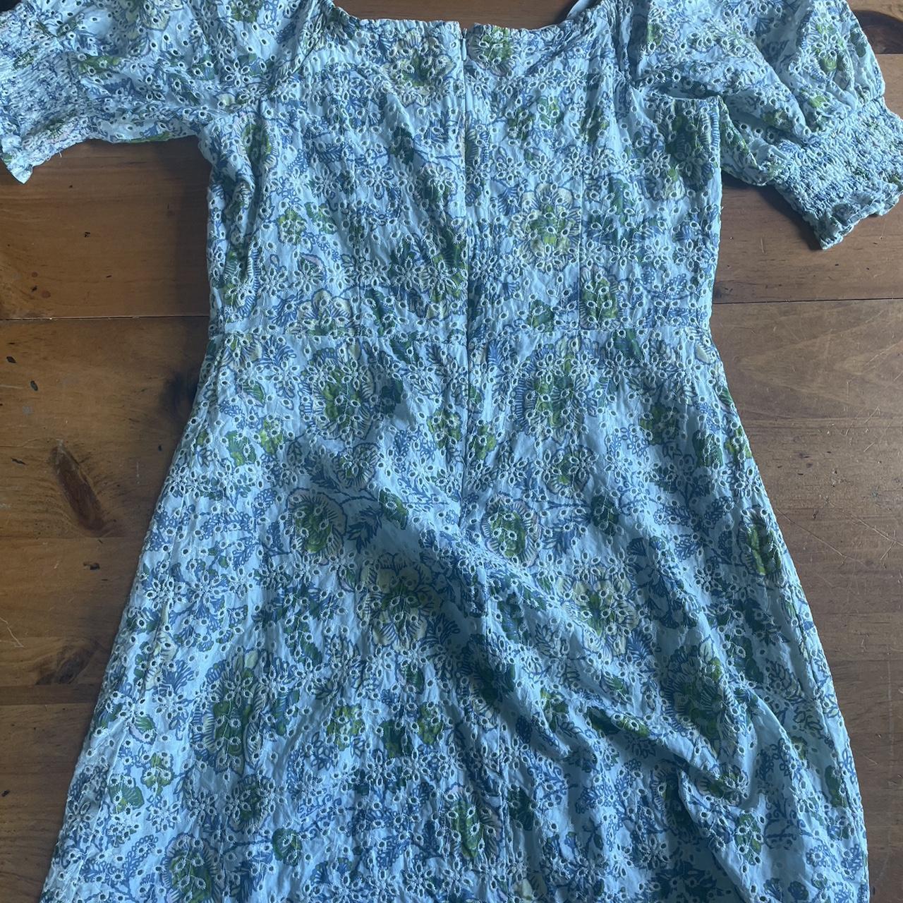 Cute floral cottage core indie mini dress!