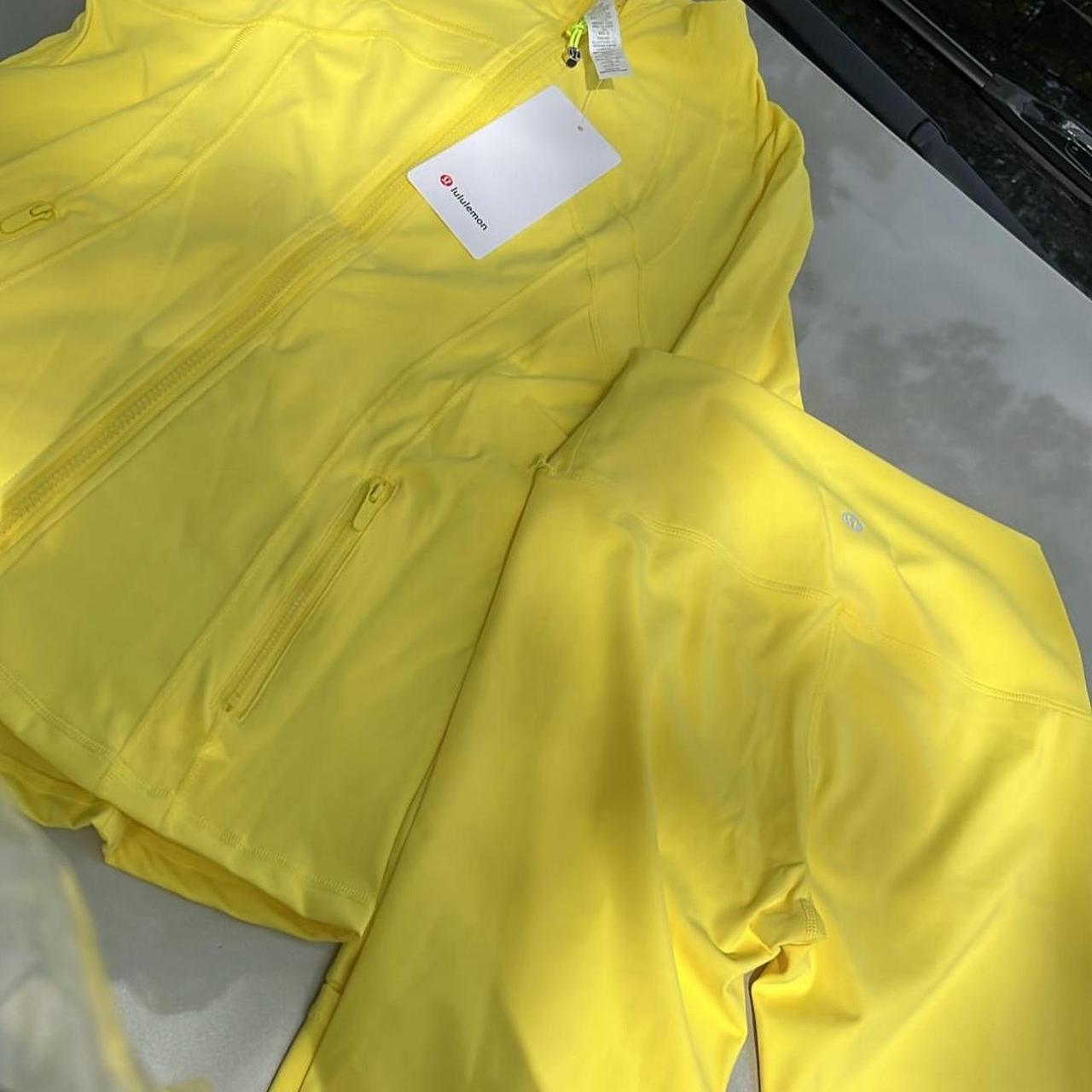 Bright yellow Lululemon set dm before buying | Depop