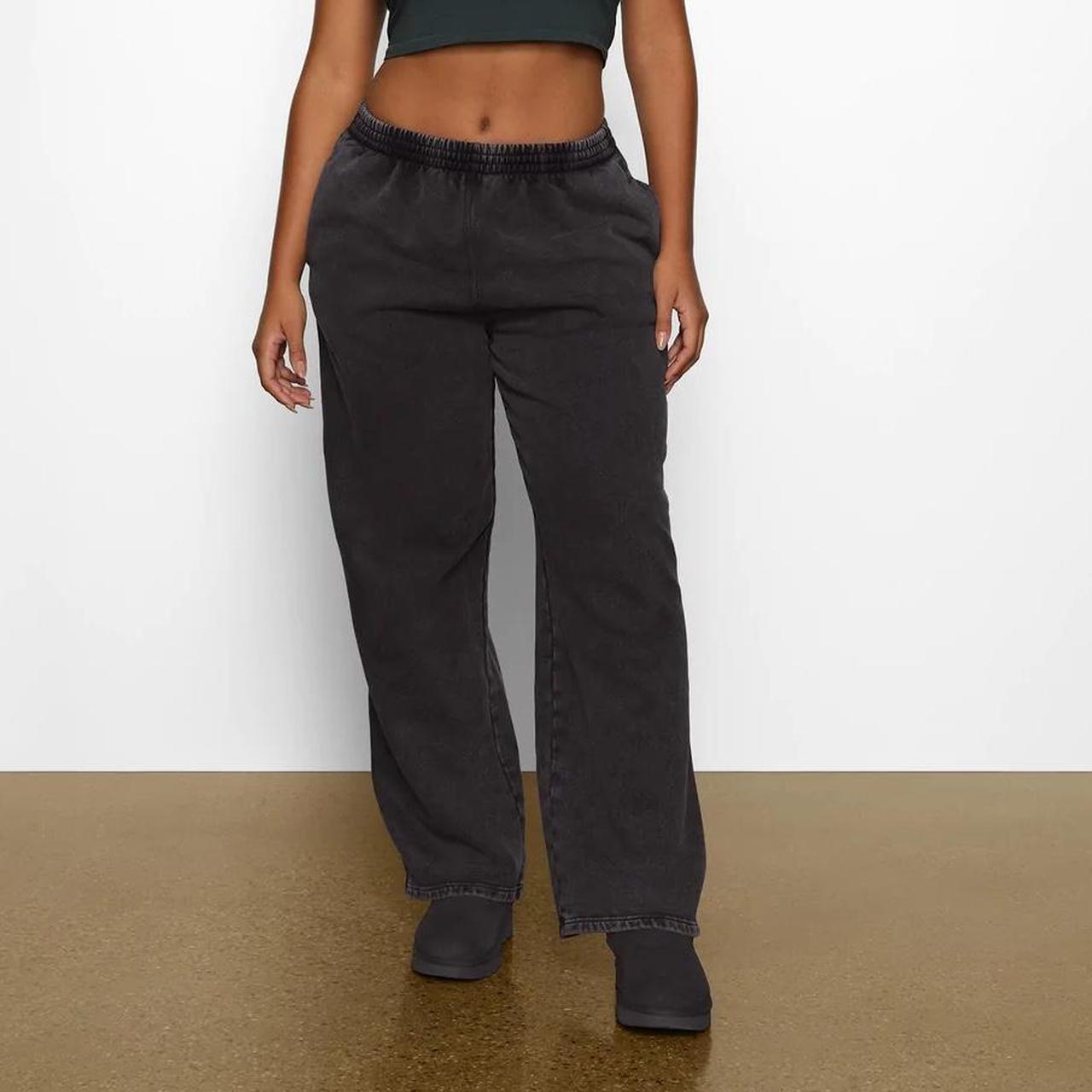 Skims Women's Joggers-tracksuits | Depop