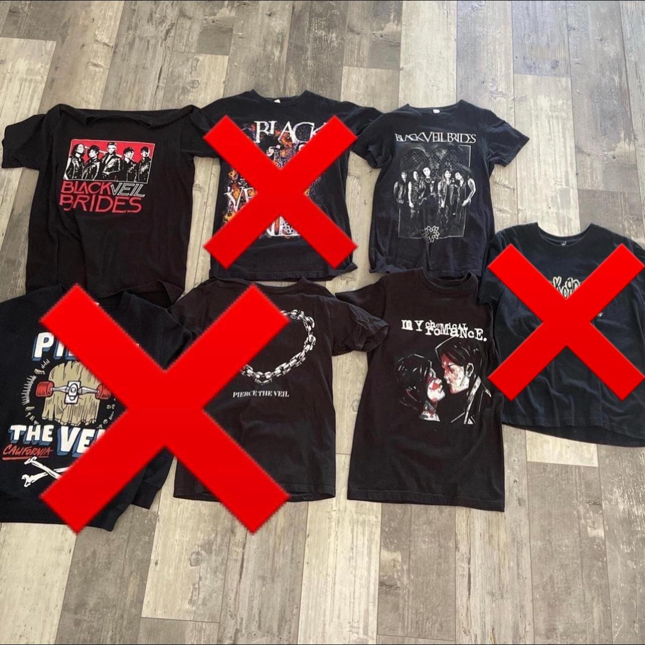 Hot Topic Black T-shirt | Depop