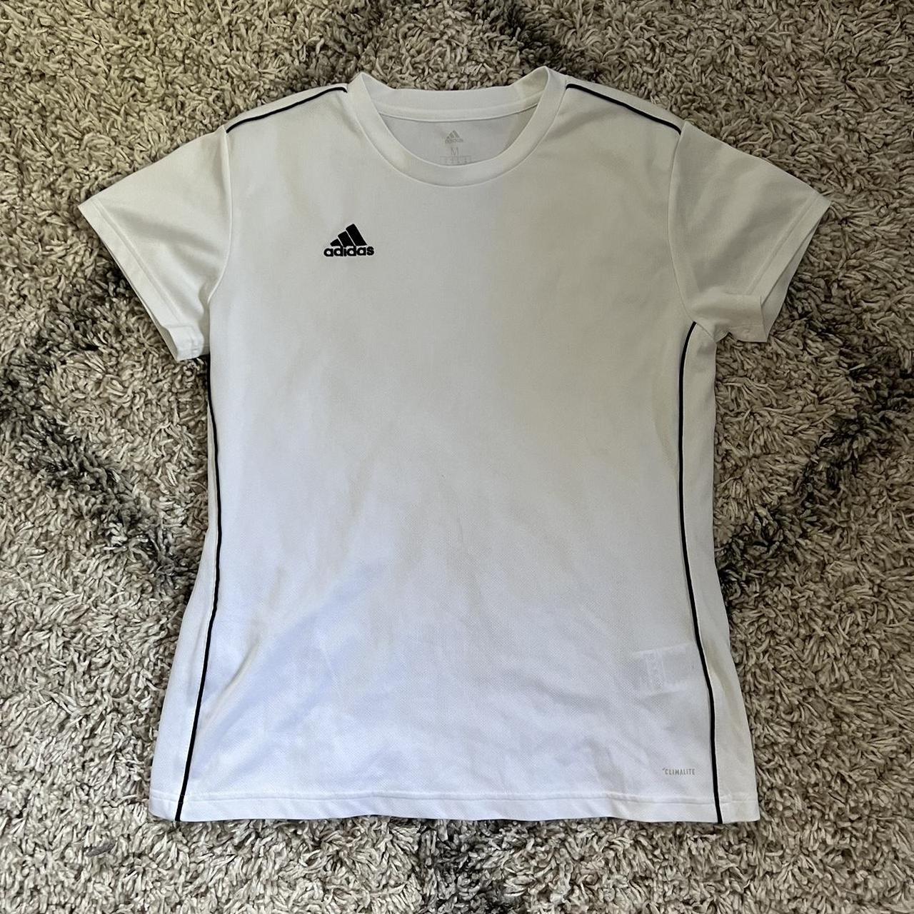 Adidas white workout top! Make offers 🫶 - Depop