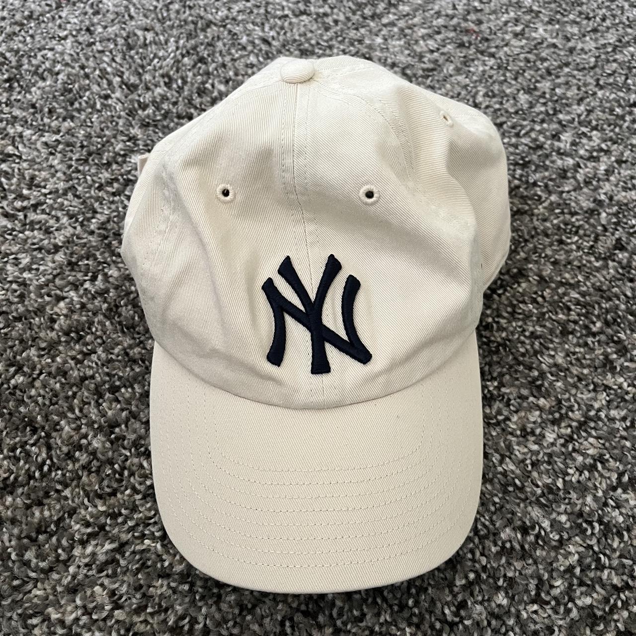 Yankees baseball hat - Depop