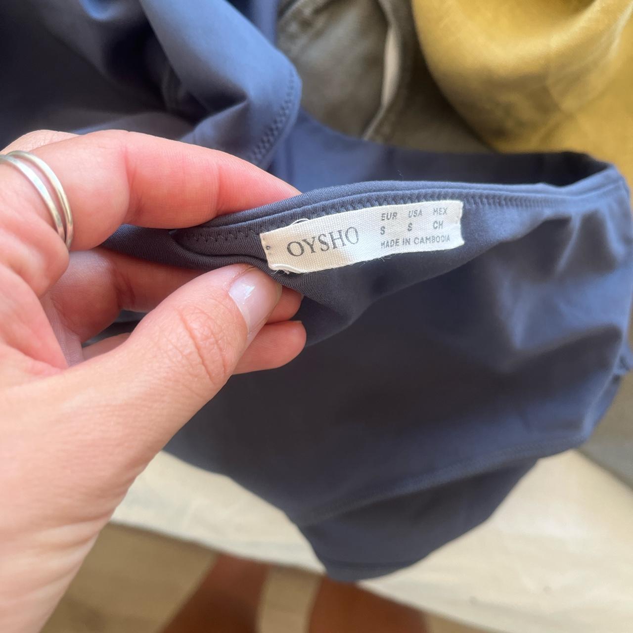 OYSHO Women's Crop-top | Depop