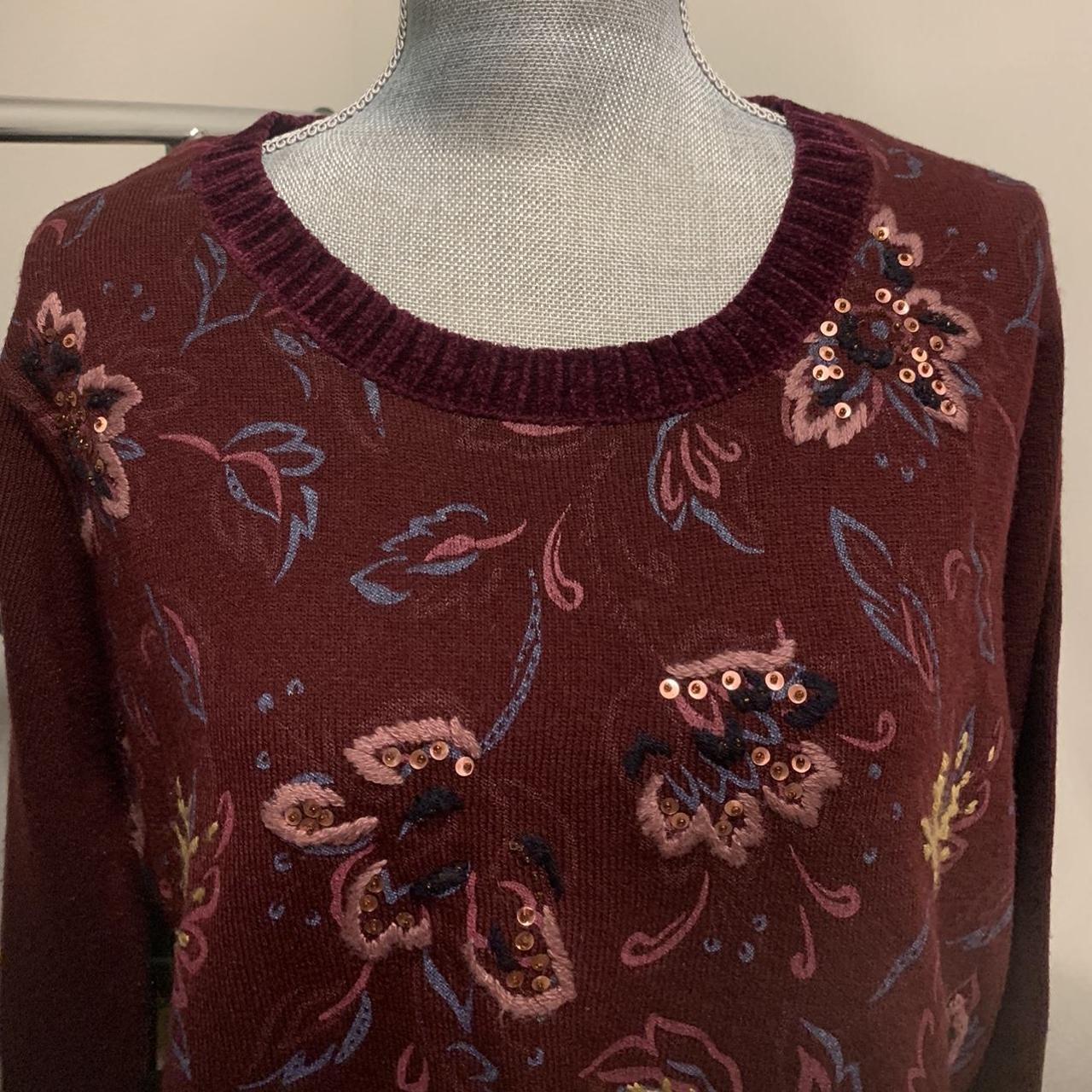 Koret sweater with details - Depop