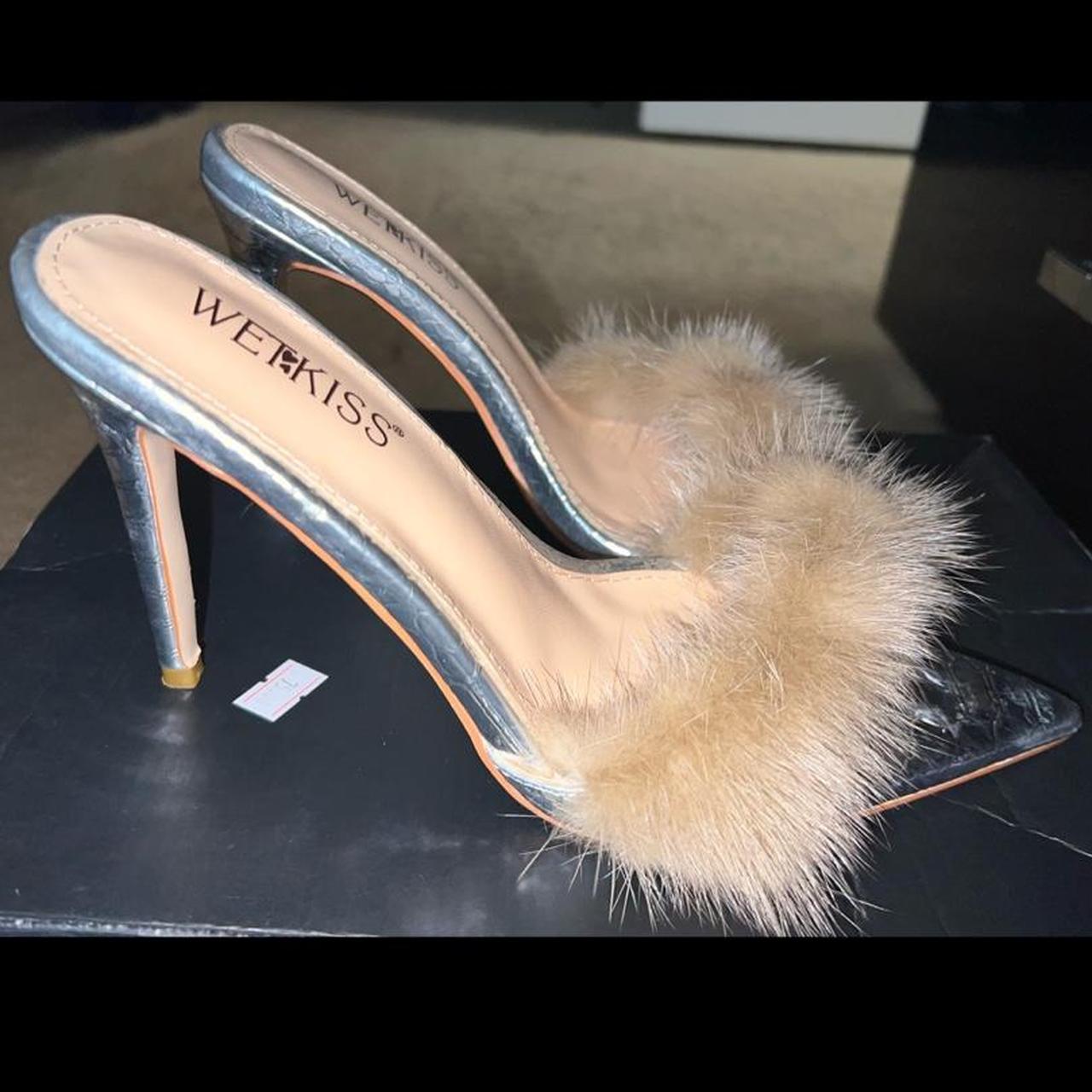 fluffy heels size 7 - Depop
