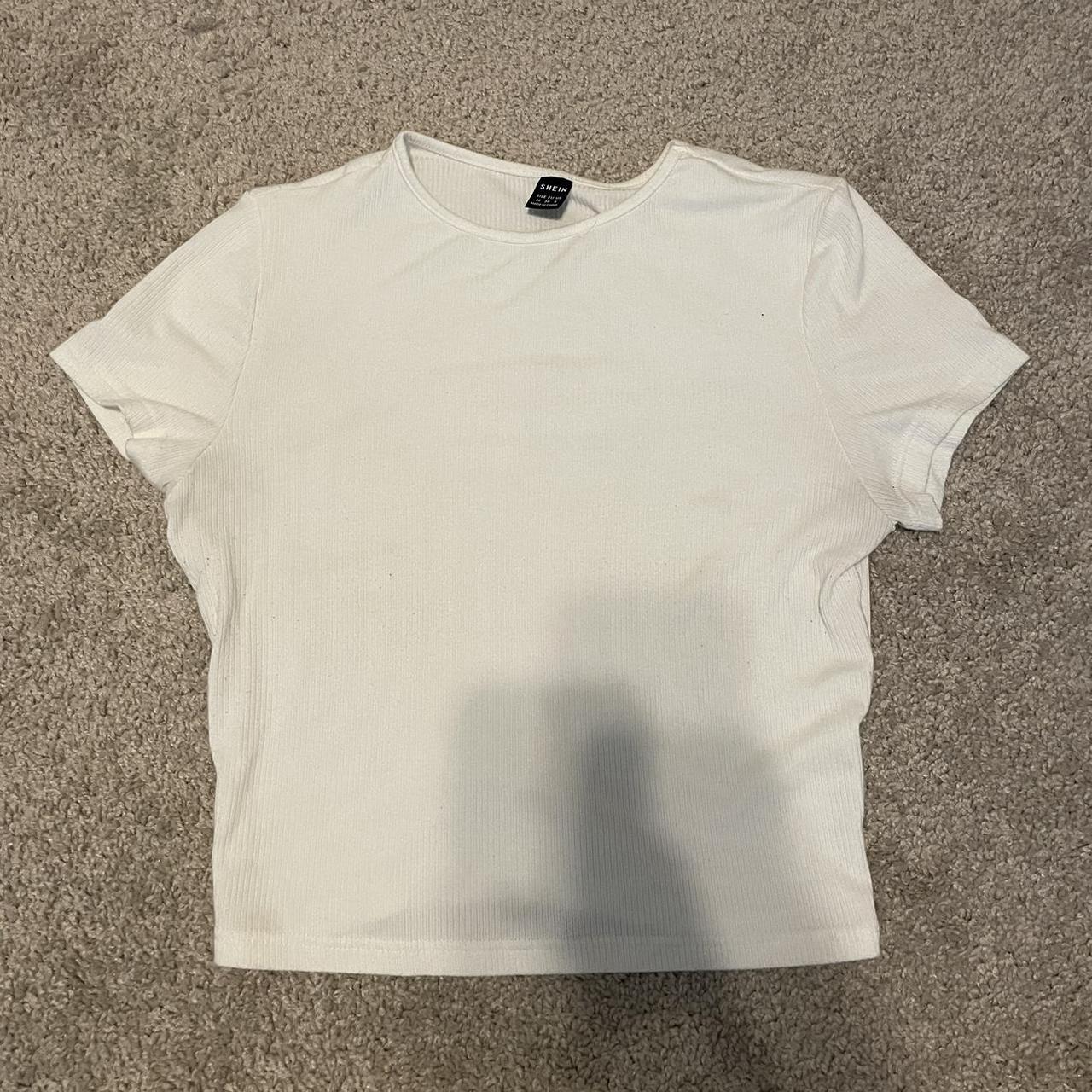 plain cropped white tee - Depop