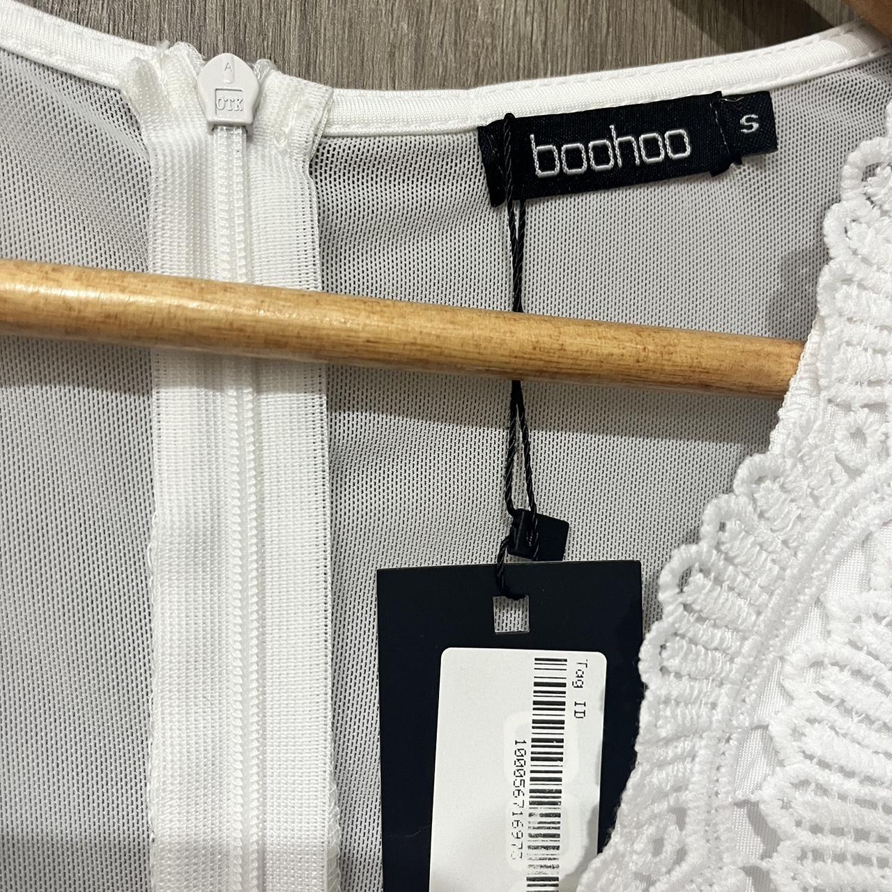 Boohoo white lace bodysuit Never worn Size... - Depop