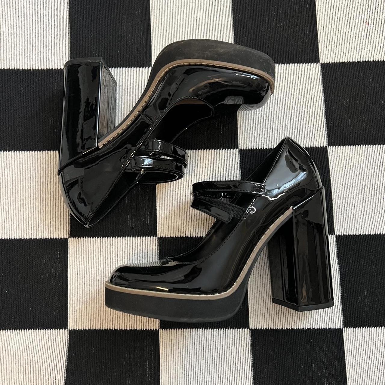 Steve Madden black patent leather Mary Jane heels... | Depop