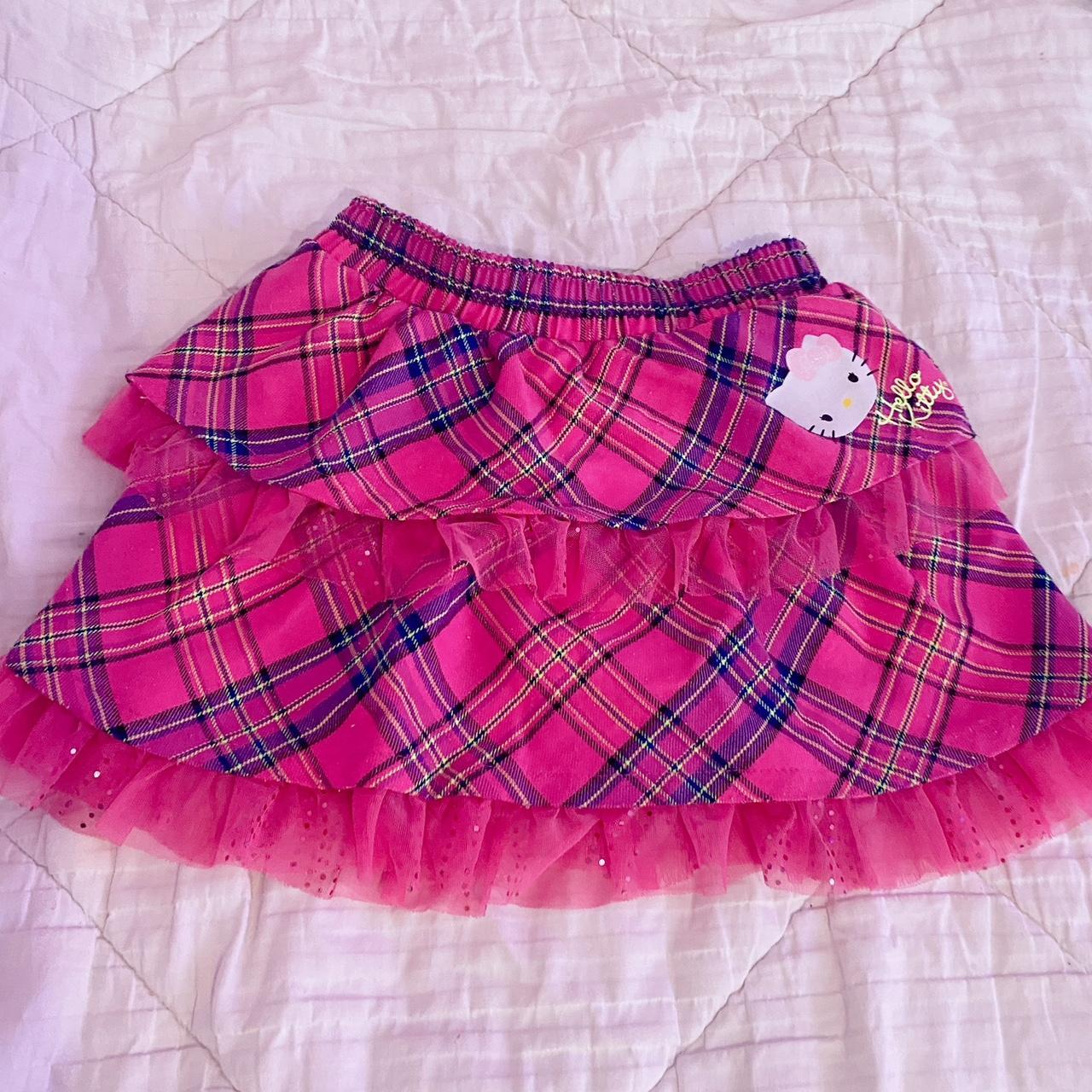 hello kitty skirt ♡ pls read shop rules before... - Depop