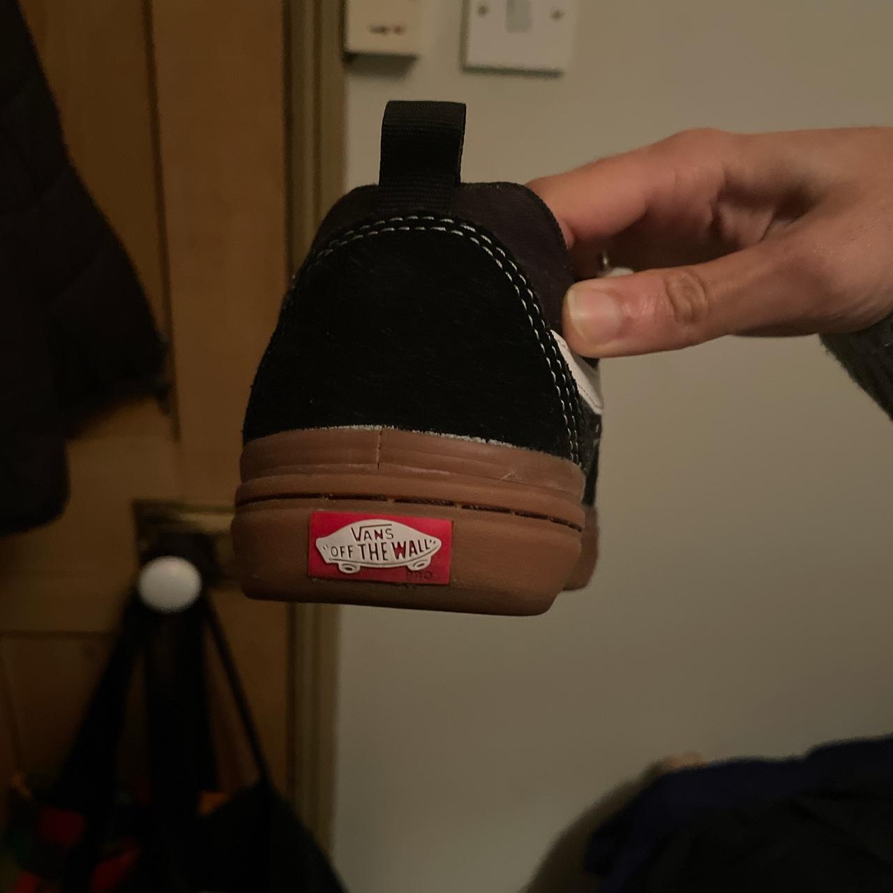 Vans Women's Black and White Trainers | Depop