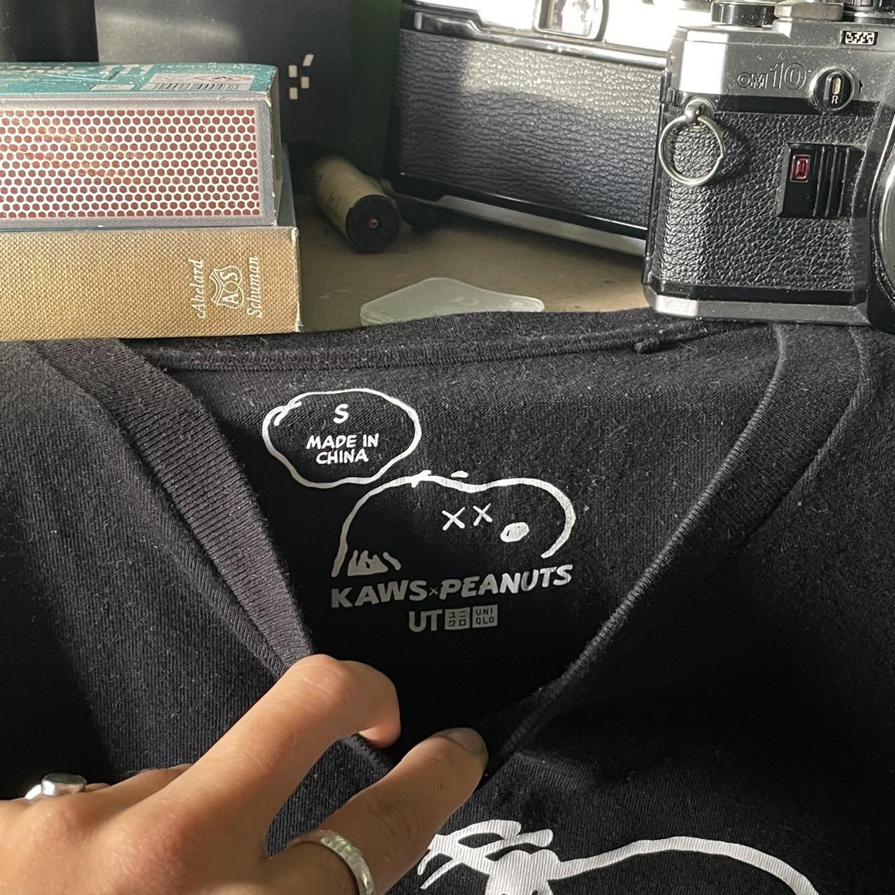 (joe) Kaws x Snoopy T-shirt - Uniqlo collab. Was... - Depop