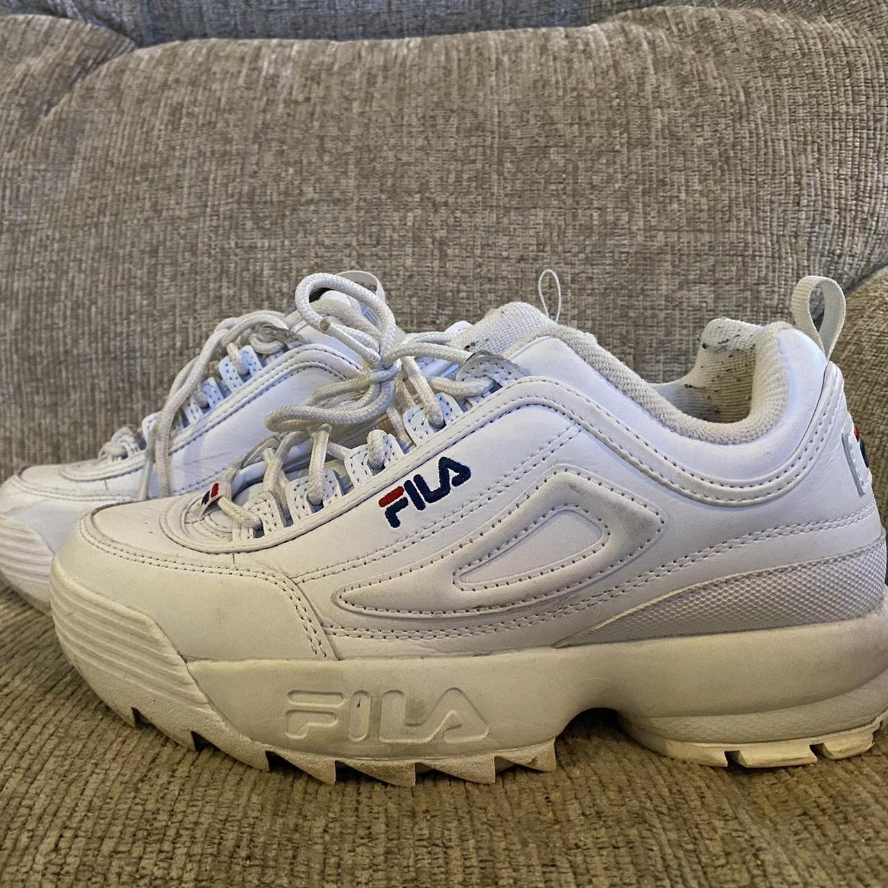 Fila sneakers white red blue size 7 filas chunky... - Depop