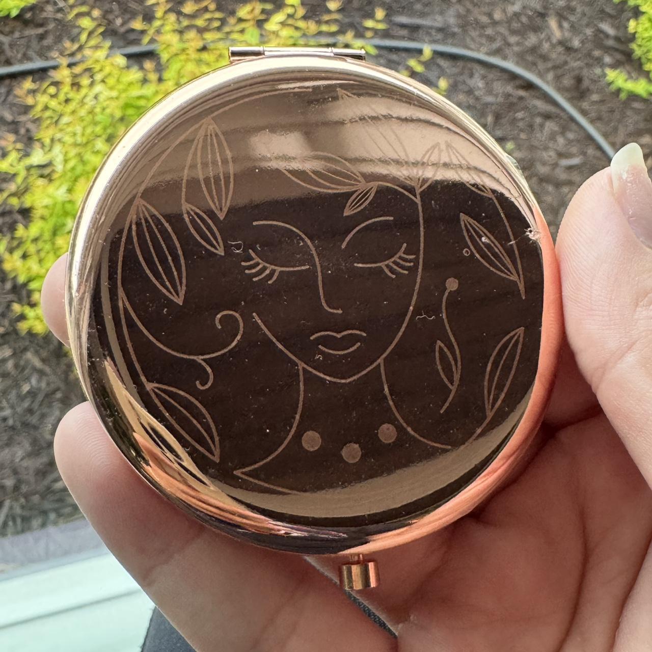 Foldable Compact Mirror REASONABLE OFFERS... | Depop