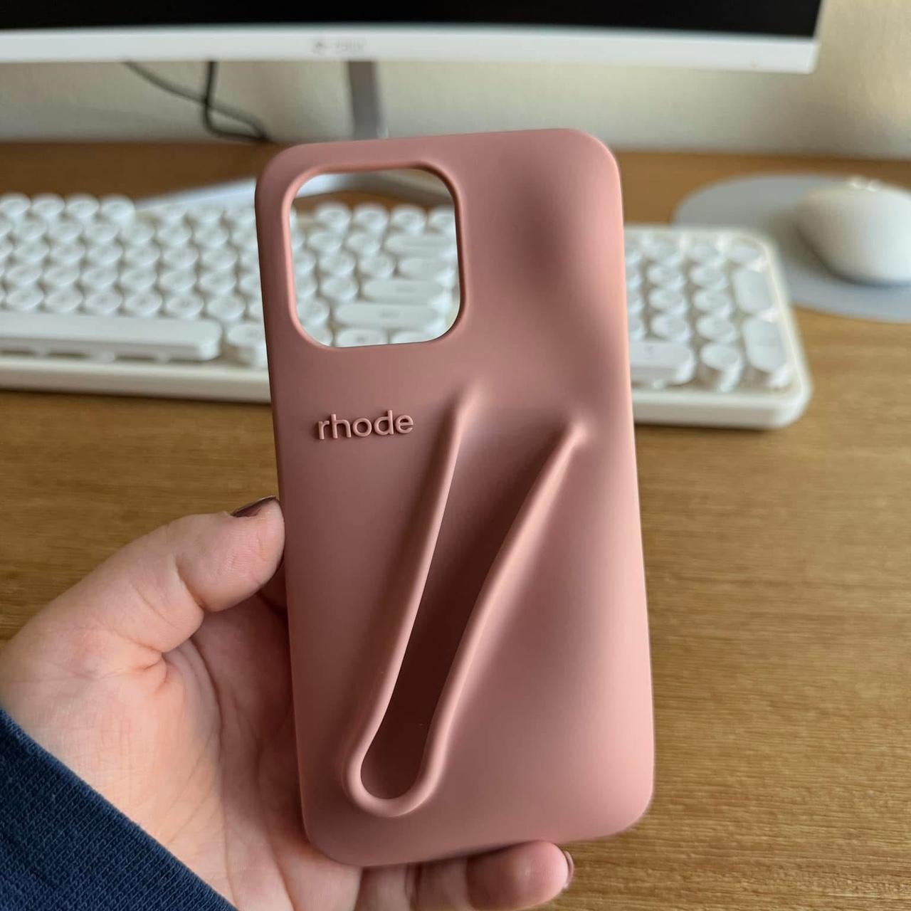 Toast Rhode iPhone 15 pro max case, got the wrong size😢 - Depop